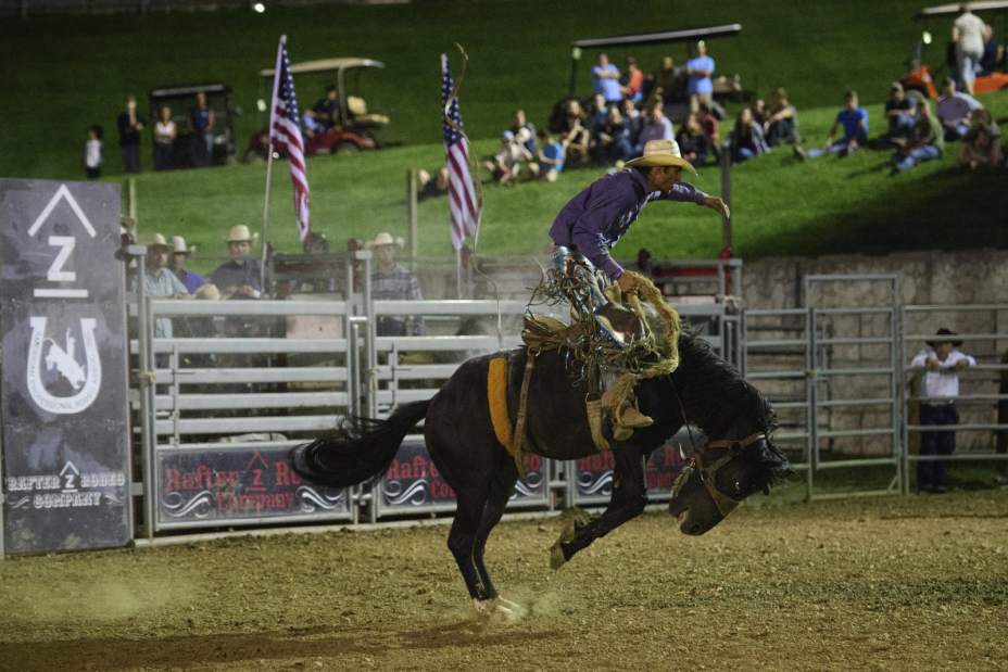 142427gtrlorodeofair015dk082118