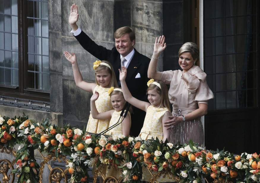 20130430T105723Z136533158LR1E94U0UFDGQRTRMADP3DUTCHMONARCHY