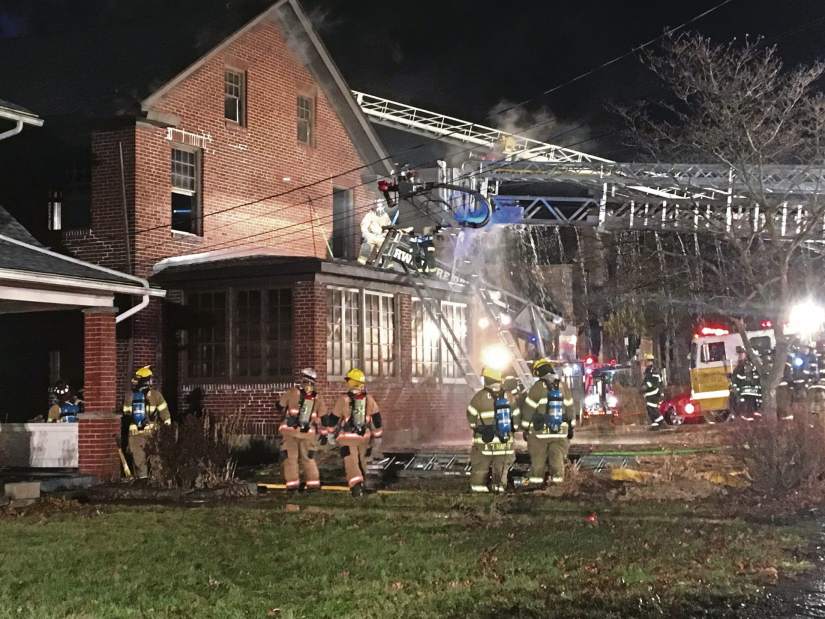 226020gtrIrwinHouseFire2012518