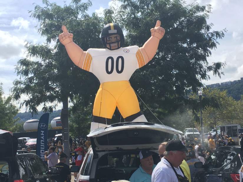 238835ptrsteelerstailgate31