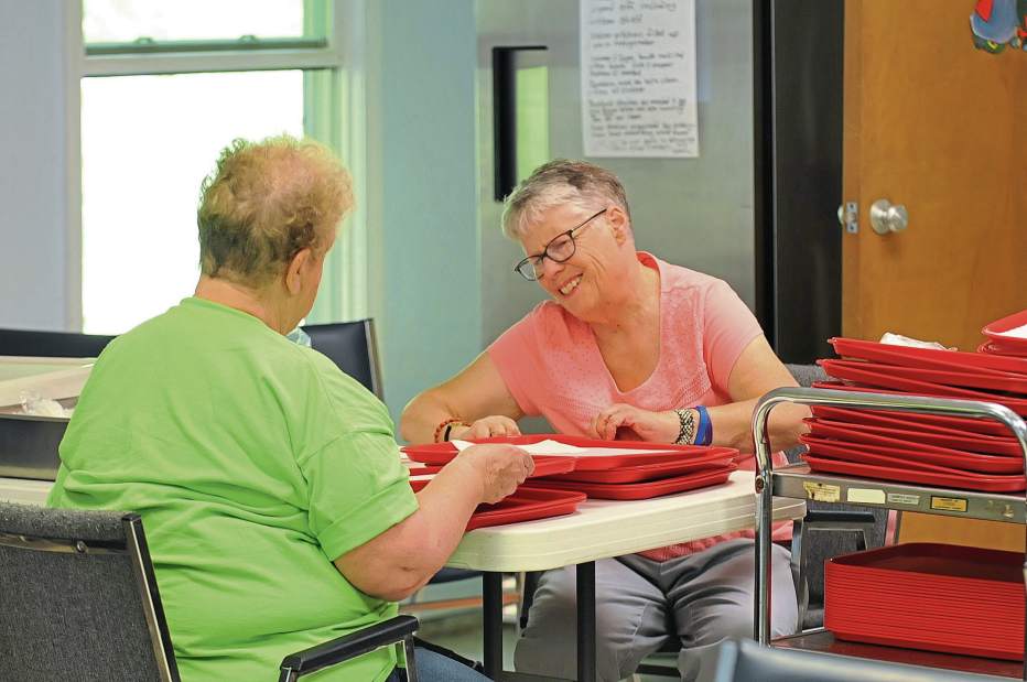 324535hjseniorcenter4101818