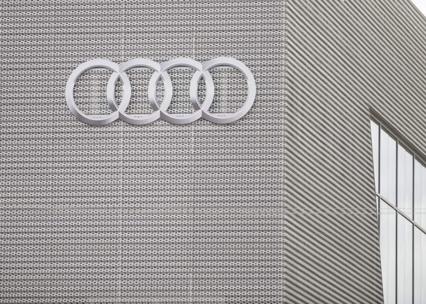 374071ptrstripdealership02102518