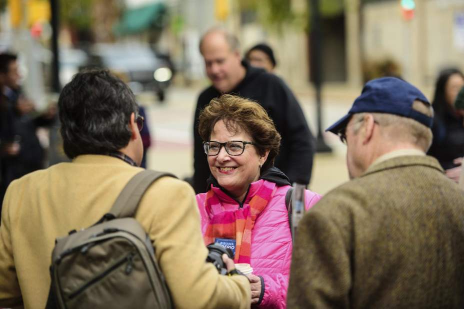 382755gtrlorally003SH102618