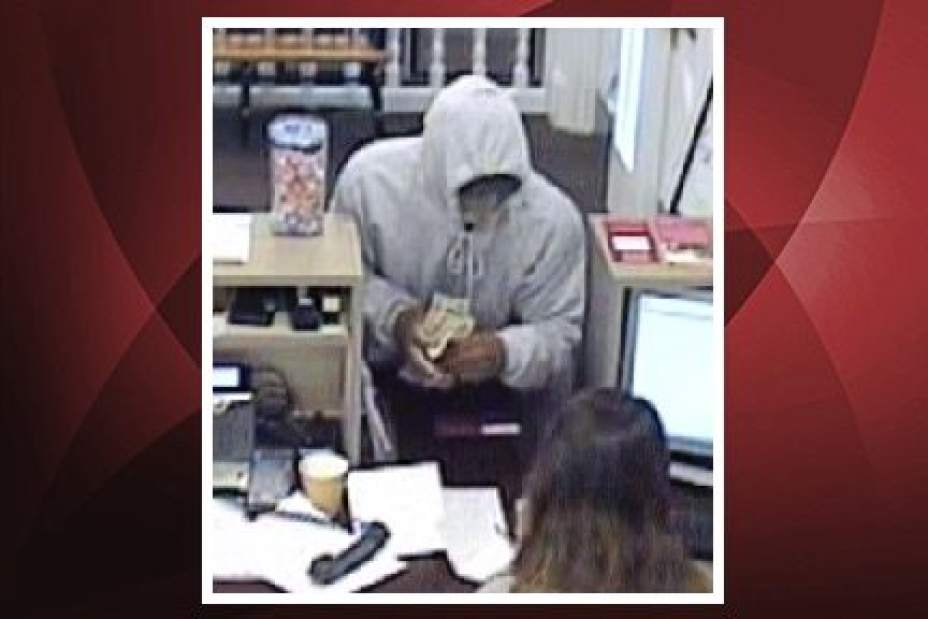 398084ptrshalerbankrob2110118