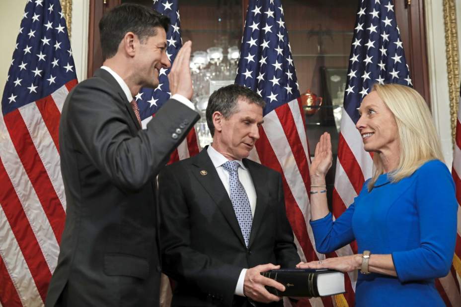 443578AP18318002840358