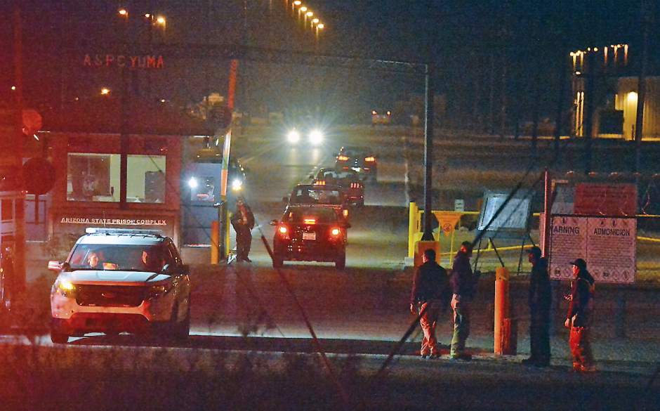 ArizonaPrisonRiot03250jpgfa454