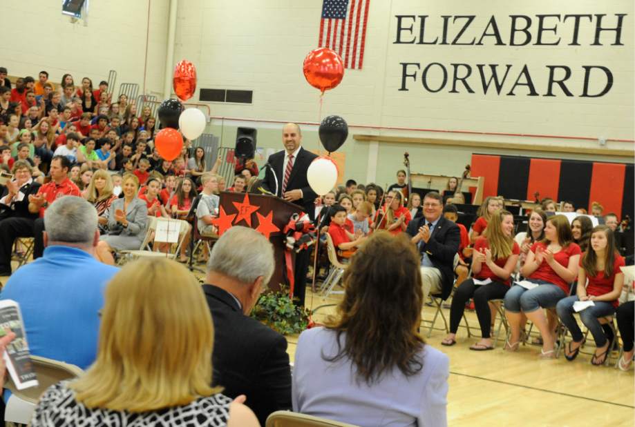 DNefschooltowatch1051013