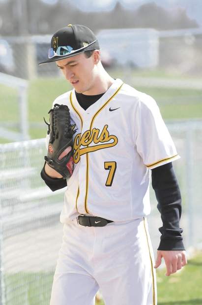 NJNAbaseKeeganPhillipsLF032416