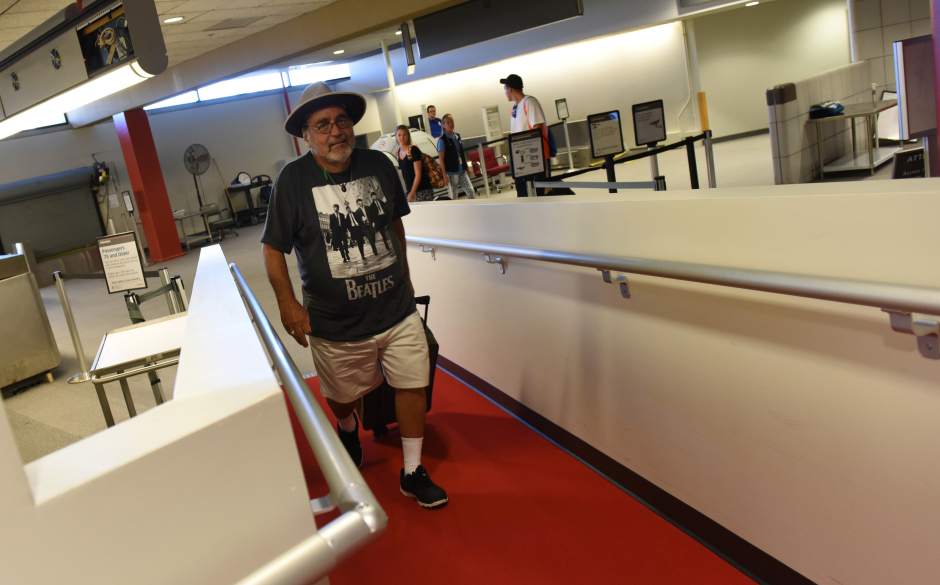 PTRAIRPORTCEO03080315