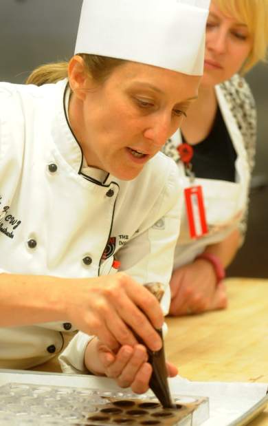 PTRLIVCREATIVE04101414