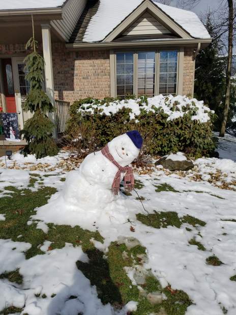 Snowmanyoga0120180218