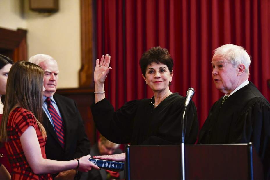 gtrLOElectionCeremony001123017