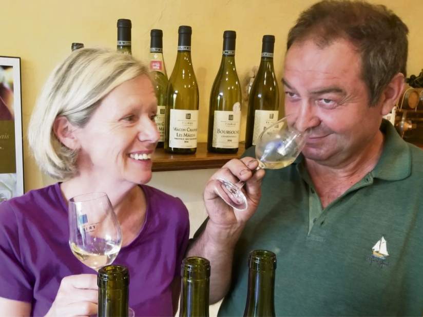 gtrlivwine1061318jpeg