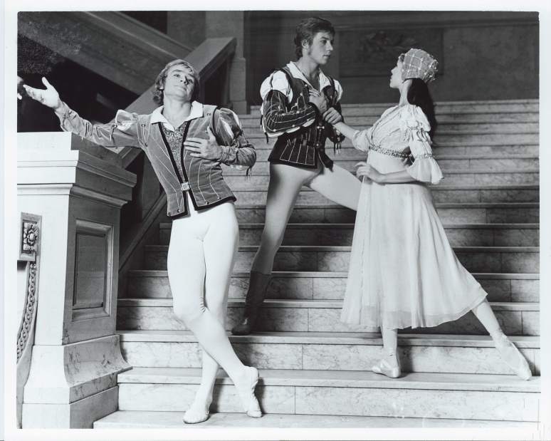 ptrLIVpetrovold1120813