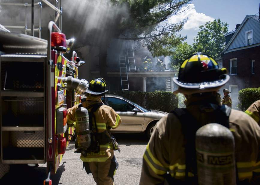 ptrLOhousefire01060716