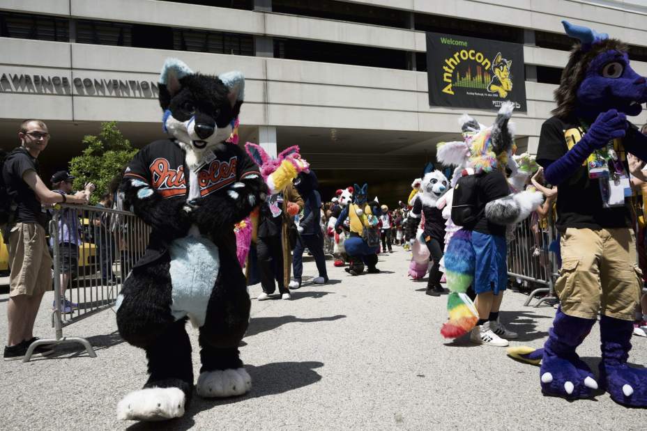 ptrfurriesparade12070217