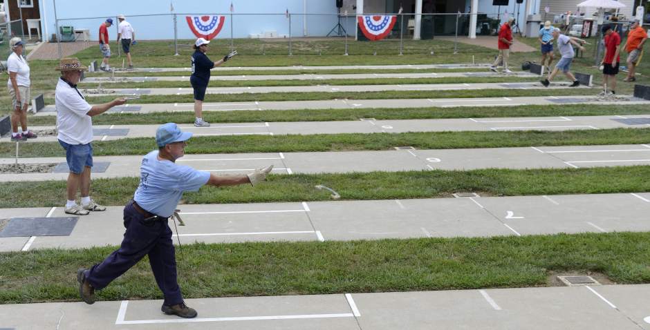 ptrhorseshoes3090715