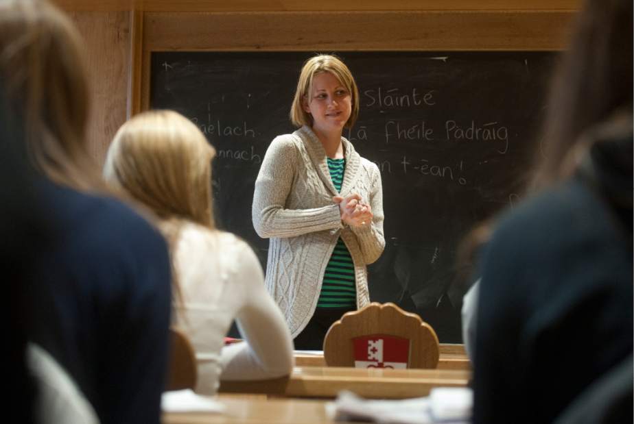 ptririshlanguage01030513