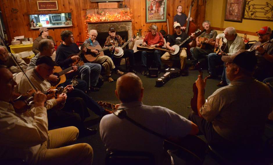 ptrlivbluegrass10112314