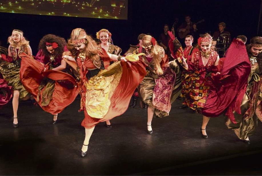 sigTamburitzans2041918