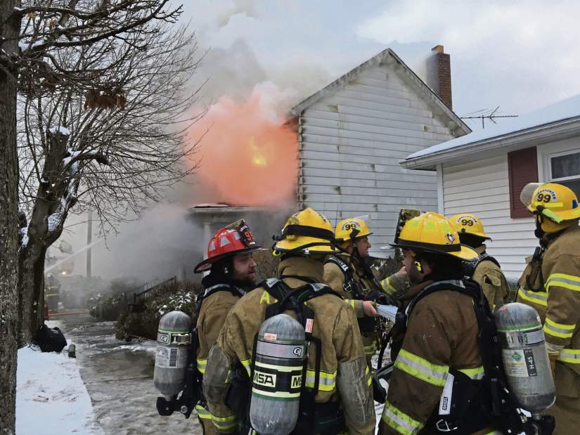 vndleechburgfire0208174