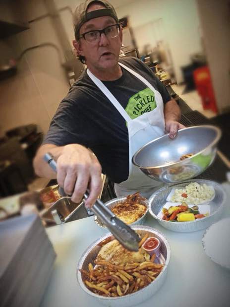 492315gtrfdpickledgame1120518