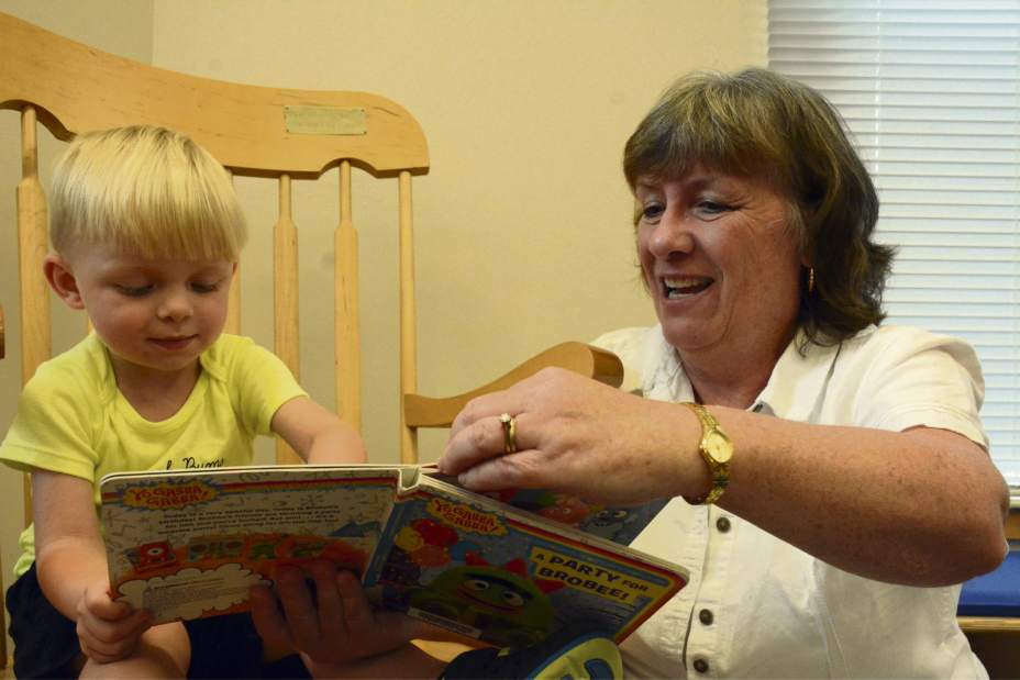 PALPlumchildrenslibrary4091516jpg