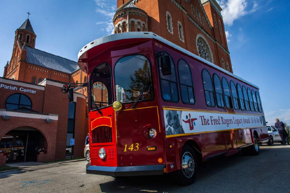 gtrlattrolley4073014jpg